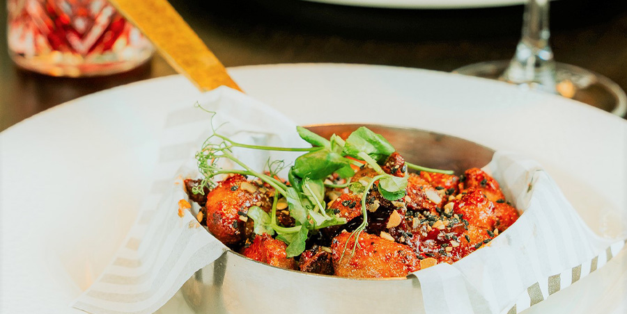 Country Pub Lunch Menu at The Apple Tree Gerrards Cross